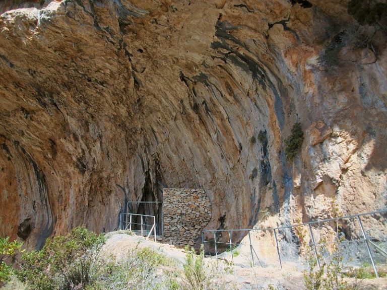 Top Interesting Facts about Gorham’s Cave Complex